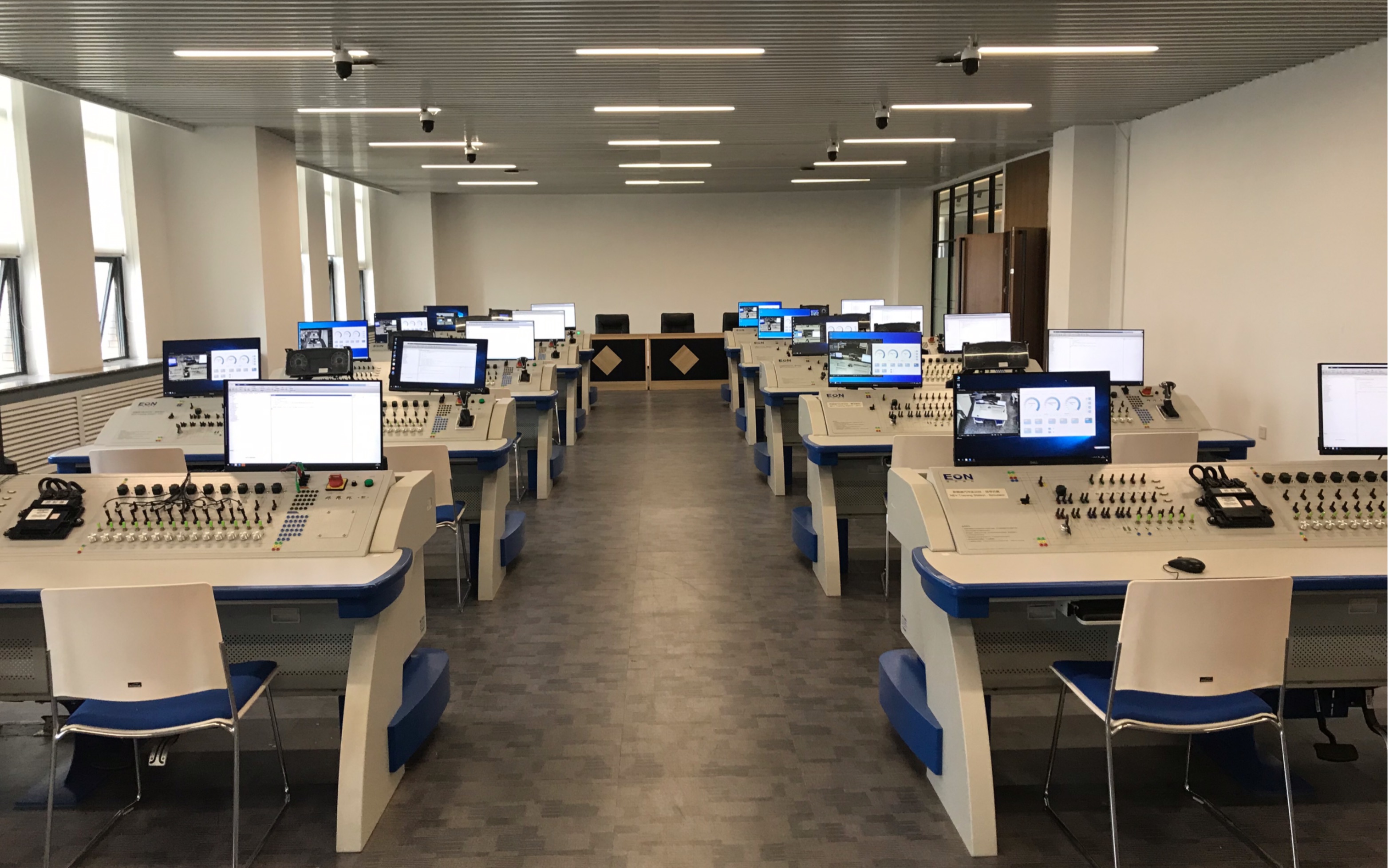电控开发培训,V字形电控开发流程;Matlab/Simulink开发软件,刷写、...