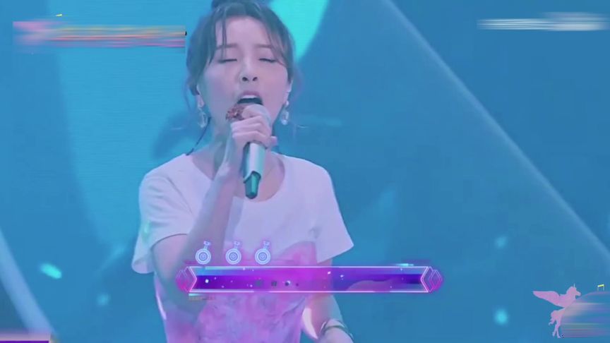 05届超女到底有多恐怖?当年第六名再唱《蝴蝶泉边》全场沸腾了!