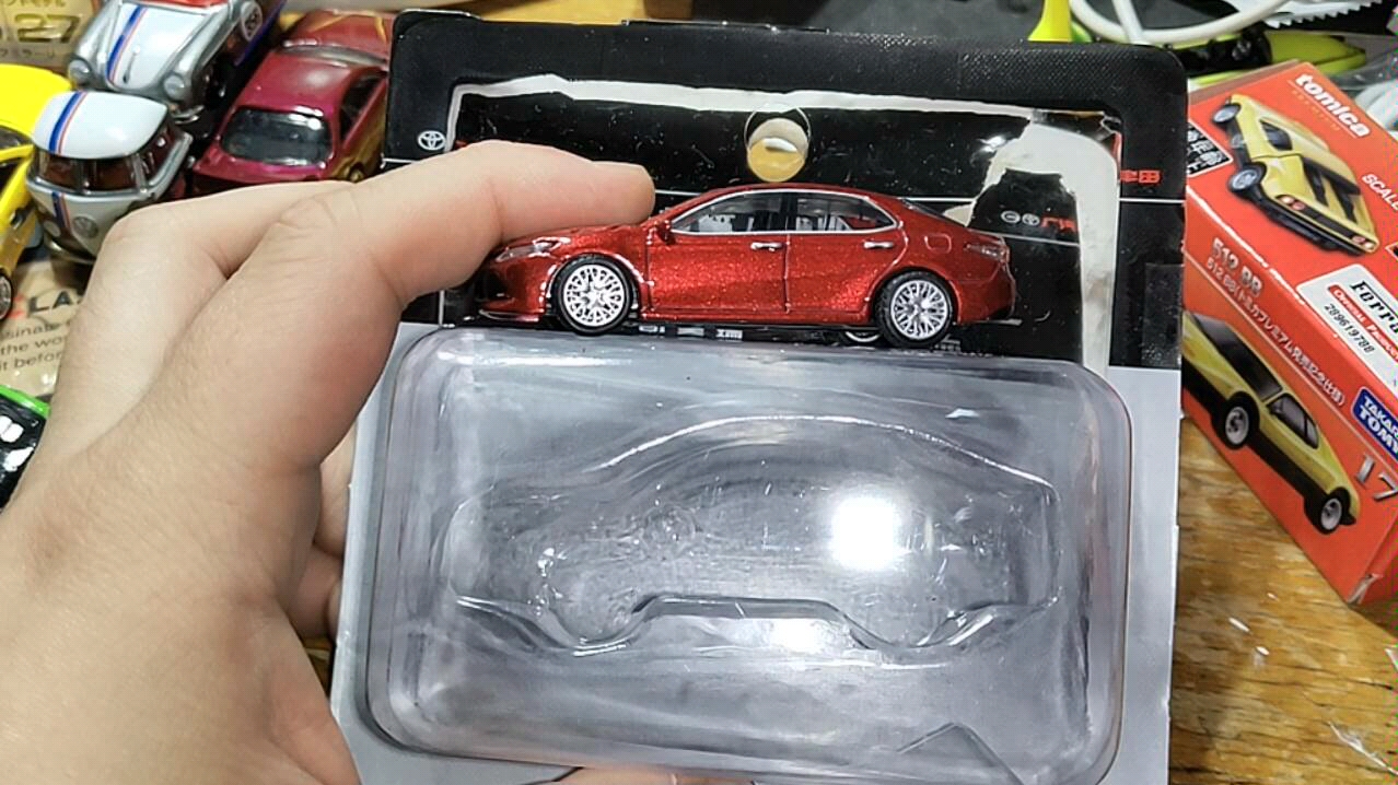 只要15元的广汽原厂丰田凯美瑞和三菱欧蓝德模型