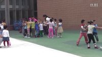幼儿园户外活动--卷白菜
