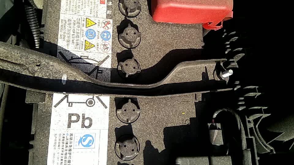 卡罗拉的电瓶【来自懂车帝车友圈】