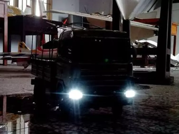 遥控卡车-5iDIY模型-scania灯组测试