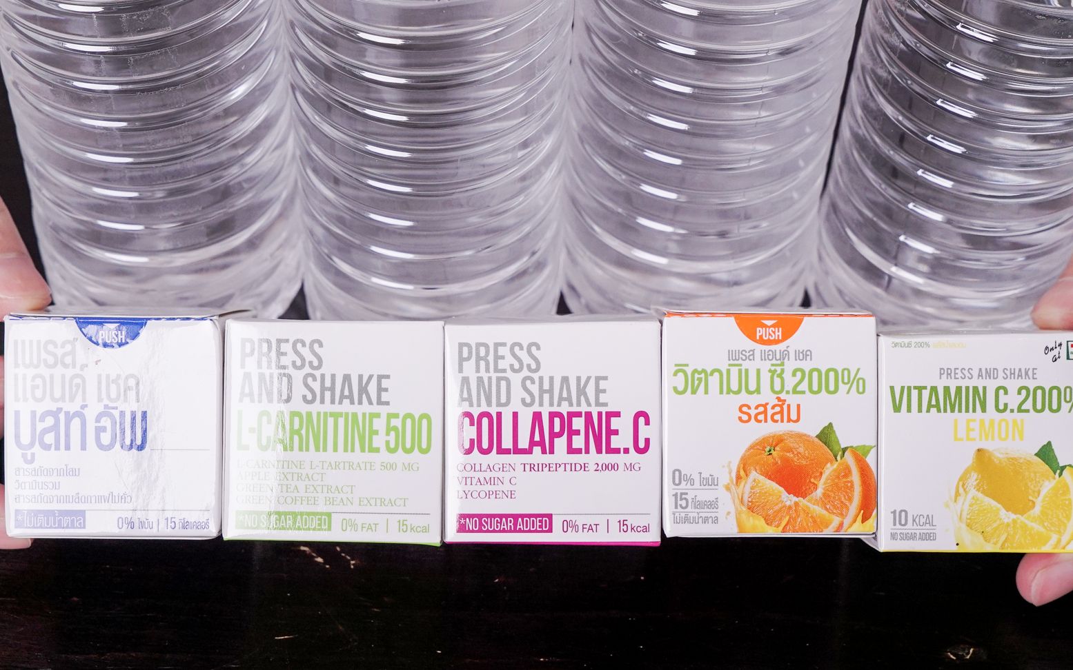 一秒钟让矿泉水变饮料,小伙试喝“网络爆款瓶盖饮料”!