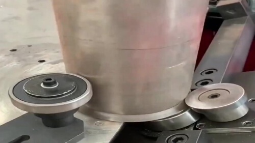 标准越来越高,机械化操作分毫不差!