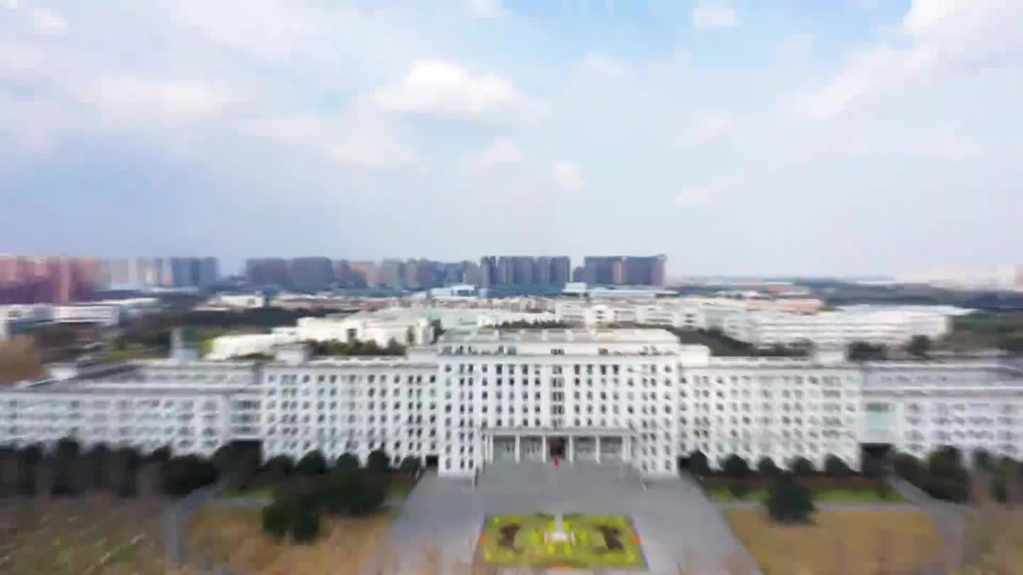 春日的电子科技大学,校园风景简直就是一幅多彩的油画