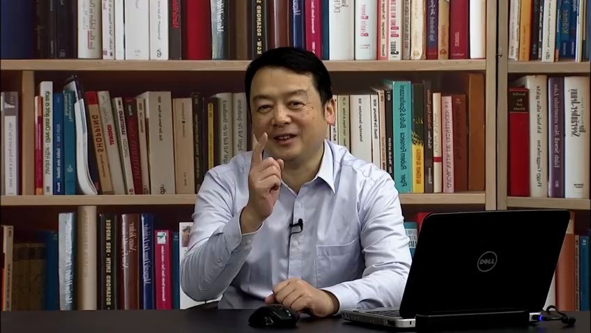 ...教师何杰老师讲解《记叙文写作:叙事安排与主题升华》 值得反复观看!