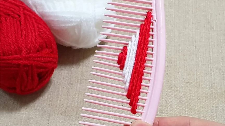 2种简单的毛线手工编织花朵!