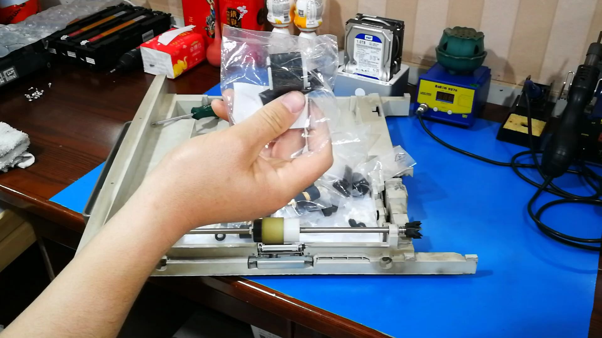 美能达7622复印机更换搓纸轮步骤