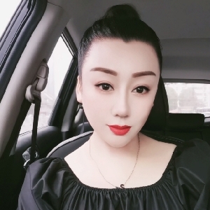 小芷丛 