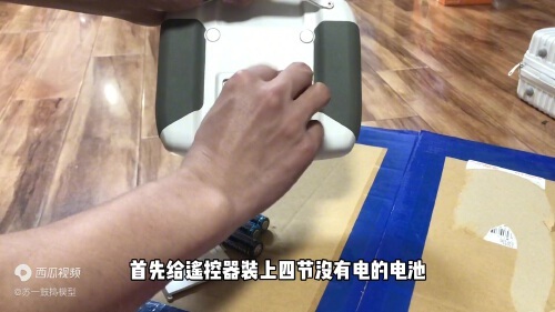 奔驰卡车模型动力强劲