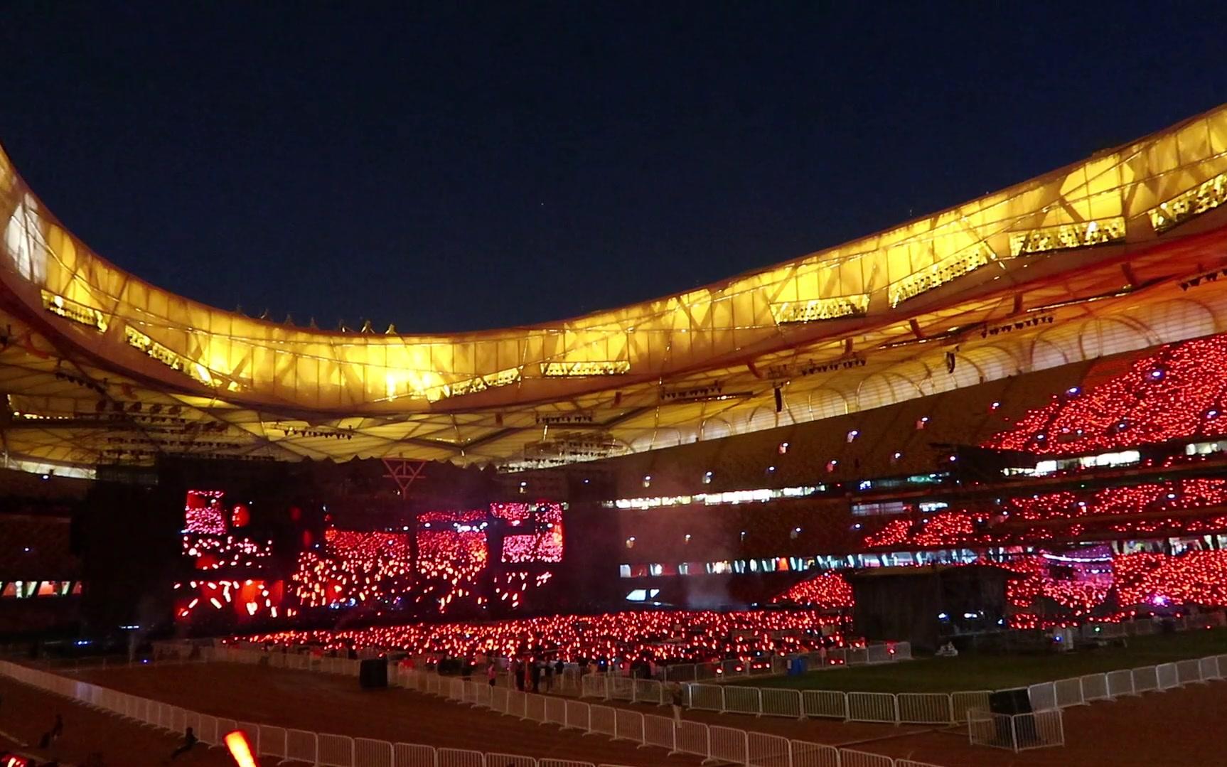 9.8华晨宇鸟巢演唱会