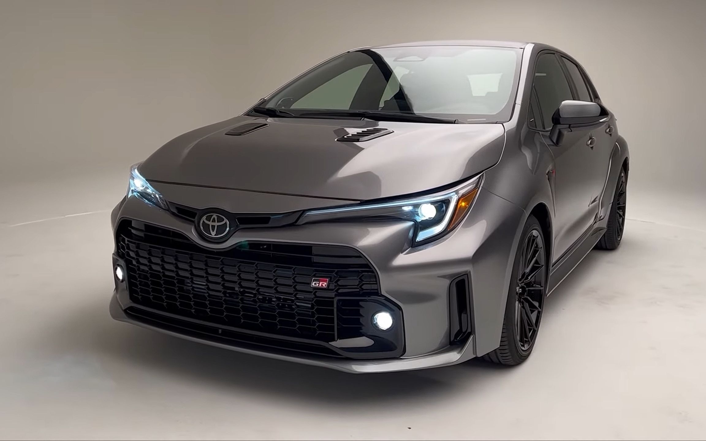 全新丰田GR卡罗拉第一视角POV首发评测