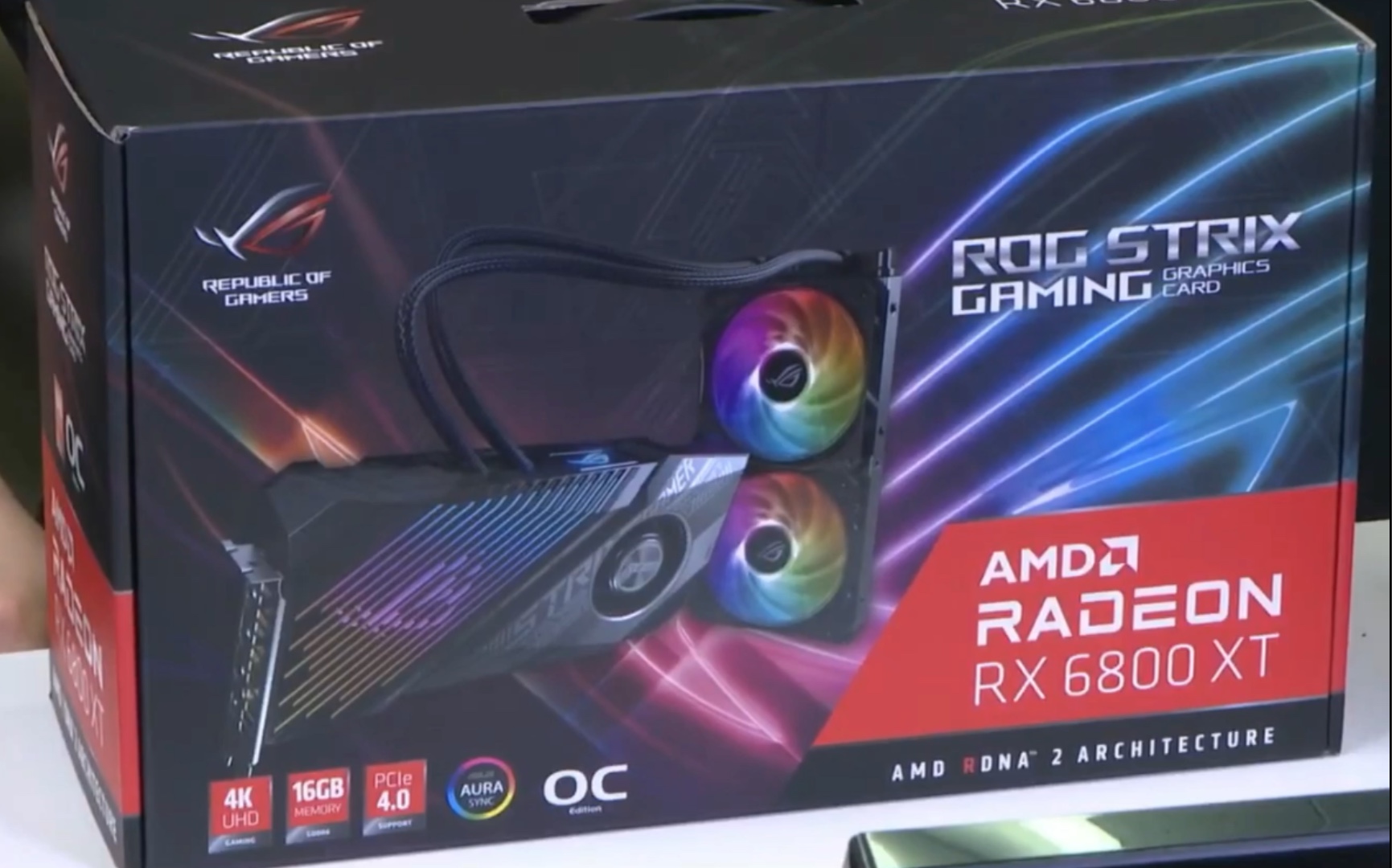 华硕tuf电竞特工6800xt rog玩家国度水冷6800xt开箱和上机效果展示