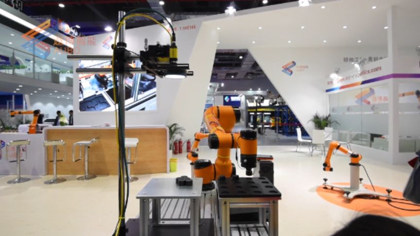 视觉无序抓取的应用,采用TCP/IP的方式进行通讯