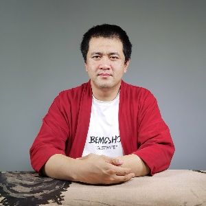 说武聊史听疯音 