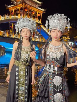 #双胞胎 #最不一样的双胞胎 #双胞胎会一模一样吗