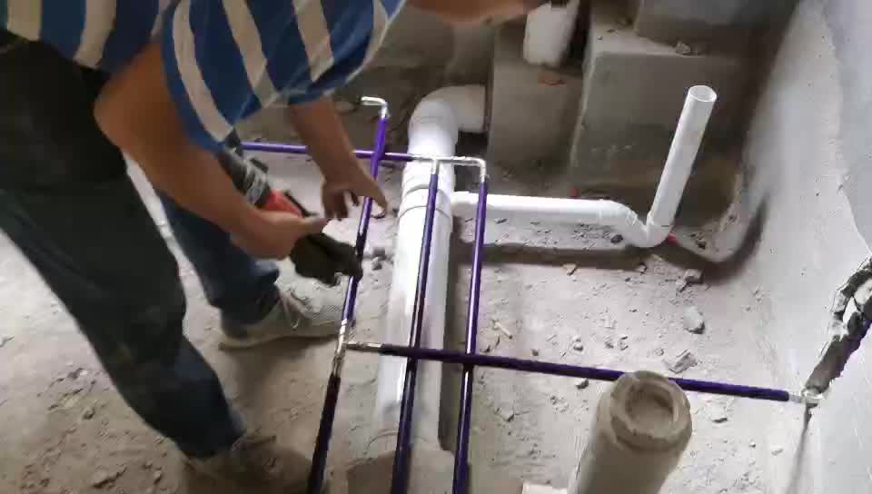 304不锈钢水管不但健康环保,永不爆管,永不漏水,链接还简单