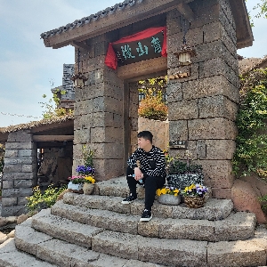 Z先生玩FC怀旧游戏 