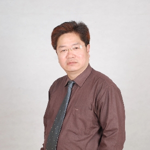 张辰怀 