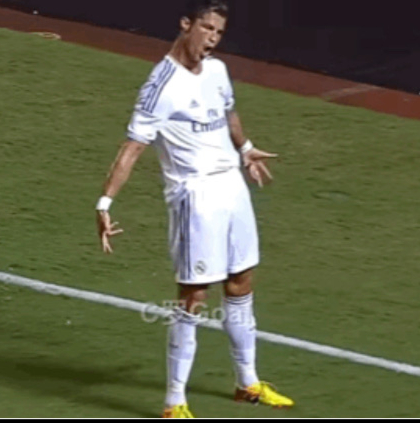 绝对CR7 