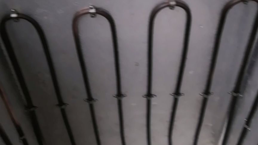 冰柜盘管并保压完成,等下加完药水去钓鱼!