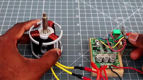 高手在民间农村小哥纯手工制作直流无刷电机最高转速20000转