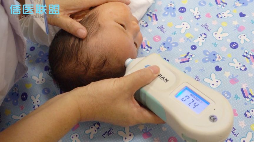 宝宝黄疸始终不退?家长别着急,儿科专家支招,不用照蓝光就能好