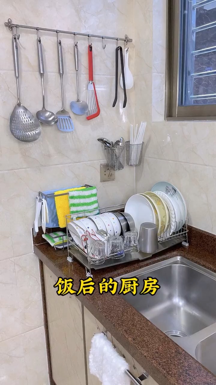 厨房不管大小,保持干净整洁就好!