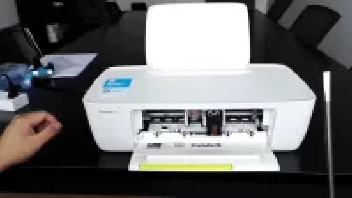 惠普打印机墨盒安装反了以后,取出来的方法