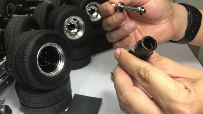 田宫的模型卡车,好是好,就是组装有点难度!