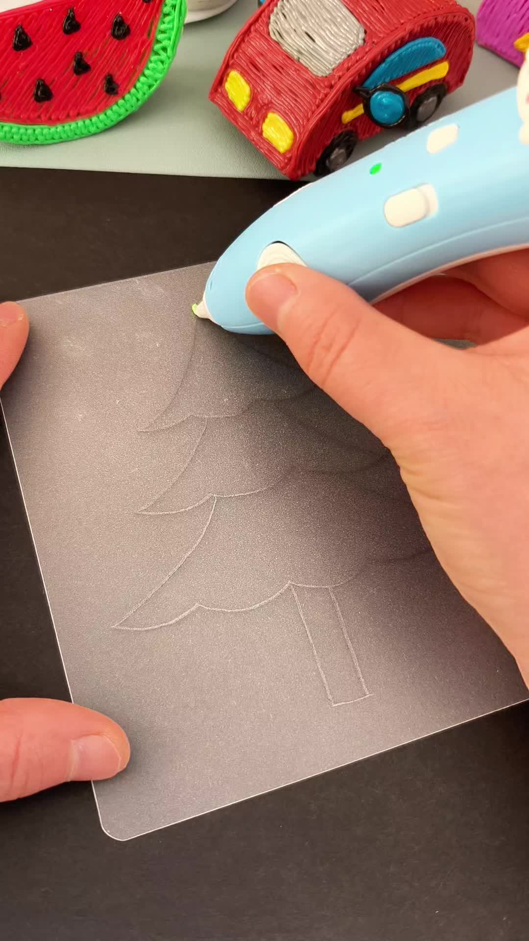 用3d打印笔画圣诞树,这也太好玩了吧,还是立体的哟#3d打印 #手工diy #...