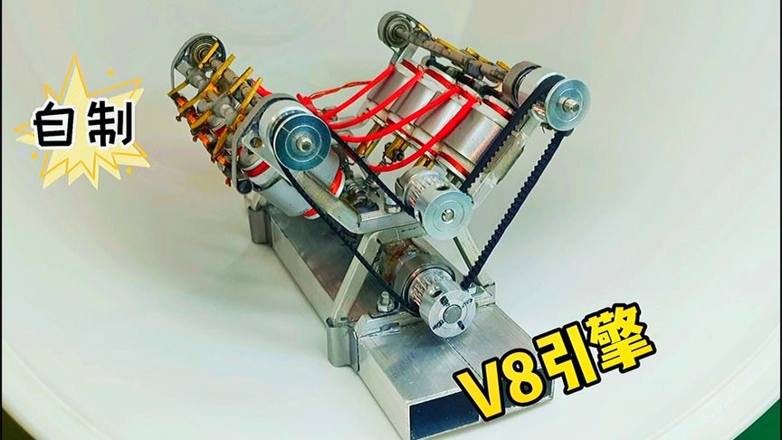 复刻经典!手工打造V8发动机模型,真男人心中的梦想之机