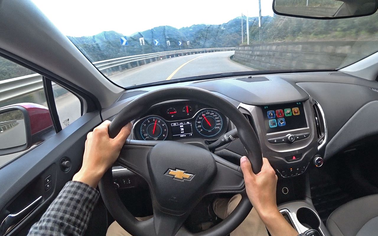 「第一视角」拿神州租车的1.5L/114匹的雪佛兰-科鲁兹 去(假)跑山是...