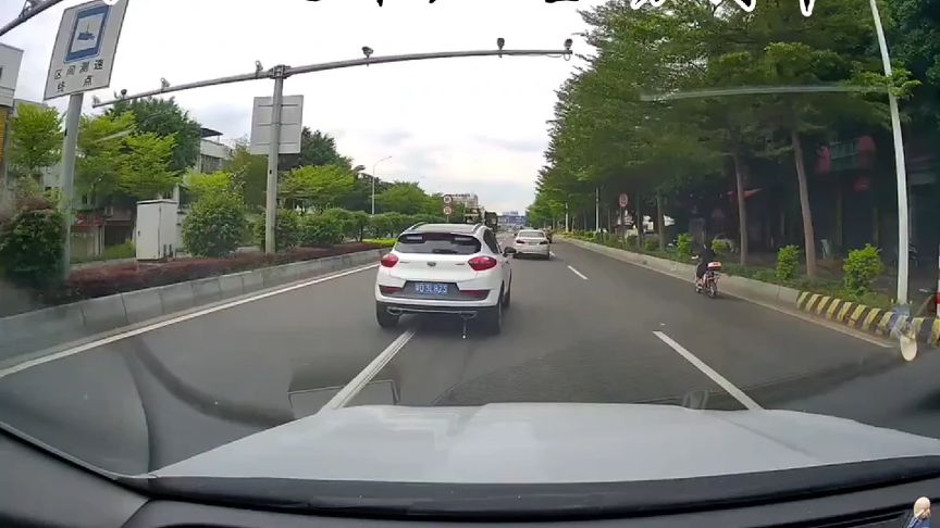 比亚迪宋Pro主动刹车真灵,这功能肯定救过不少车主