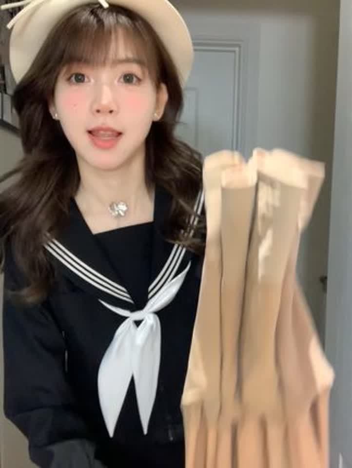 光腿神器大测评!大家看看哪个更自然吧!顺便附加一个减少褶皱感的小tip!