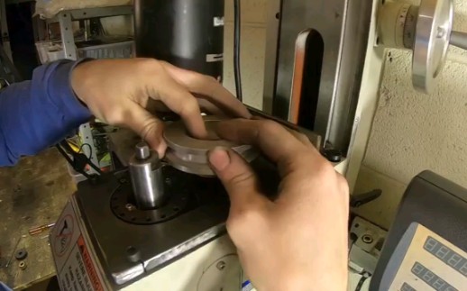 小铣床改皮带传动: