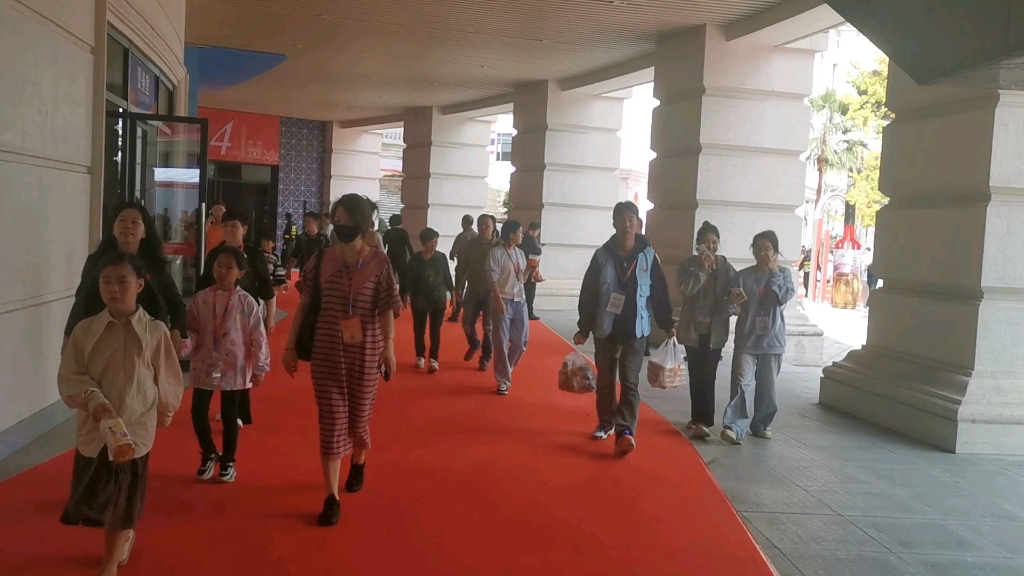 来体验一下青田的侨博会吧!