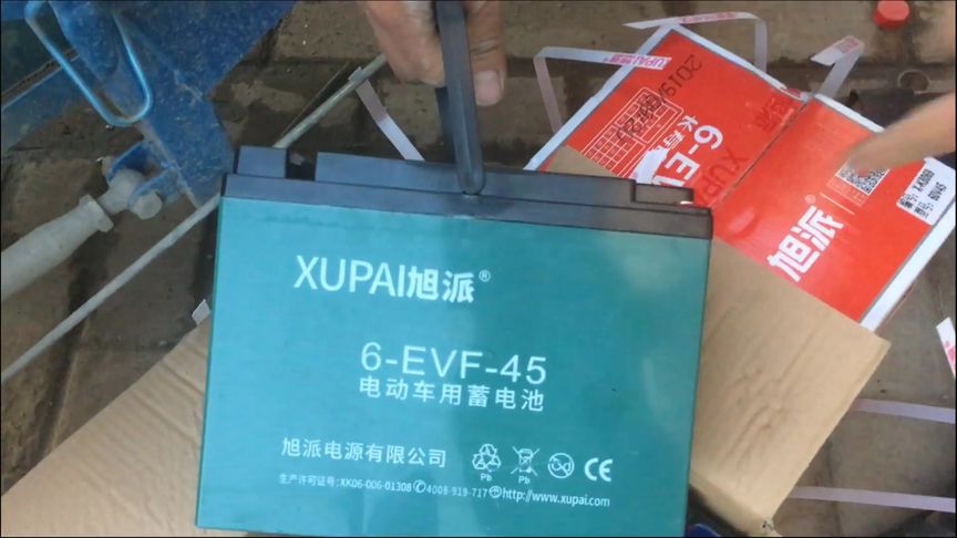 装两组电动车电池如何装最省事不伤电池?师傅将多年的绝招交给你