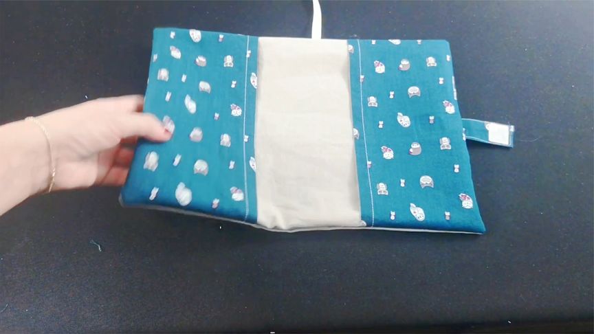手工制作书籍封面,能够更好的保护书籍,手工技艺制作教程