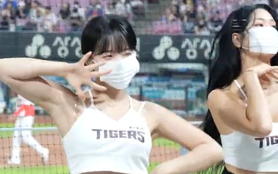 几乎成为传奇表演的视频,李多惠啦啦队