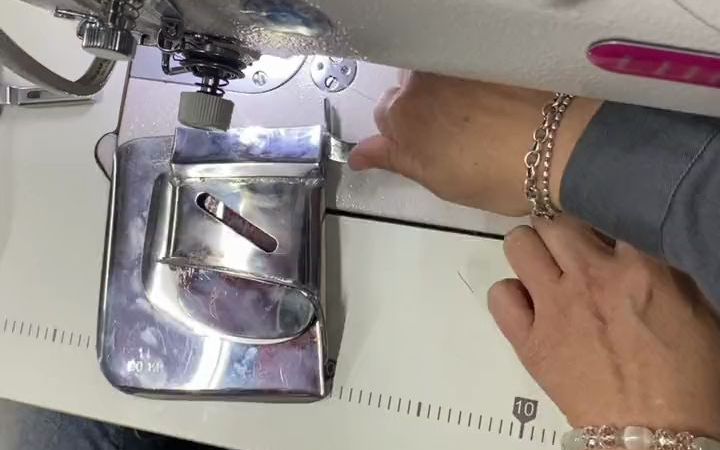 15秒叫教会新手小白快速更换包边机模具,简单易学就会#窗帘自动化...