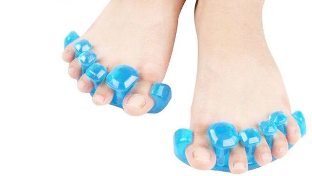 拇指外翻使用矫正器有用吗?医生实话实说!