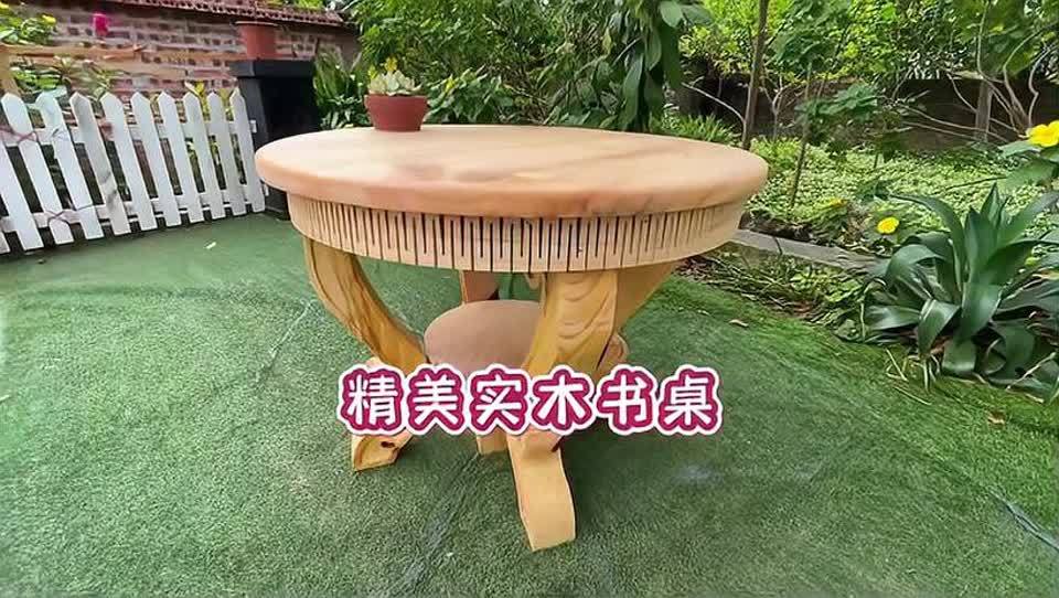 大叔用废弃木头打造实木书桌,成品惊艳全村,土豪1万球购!