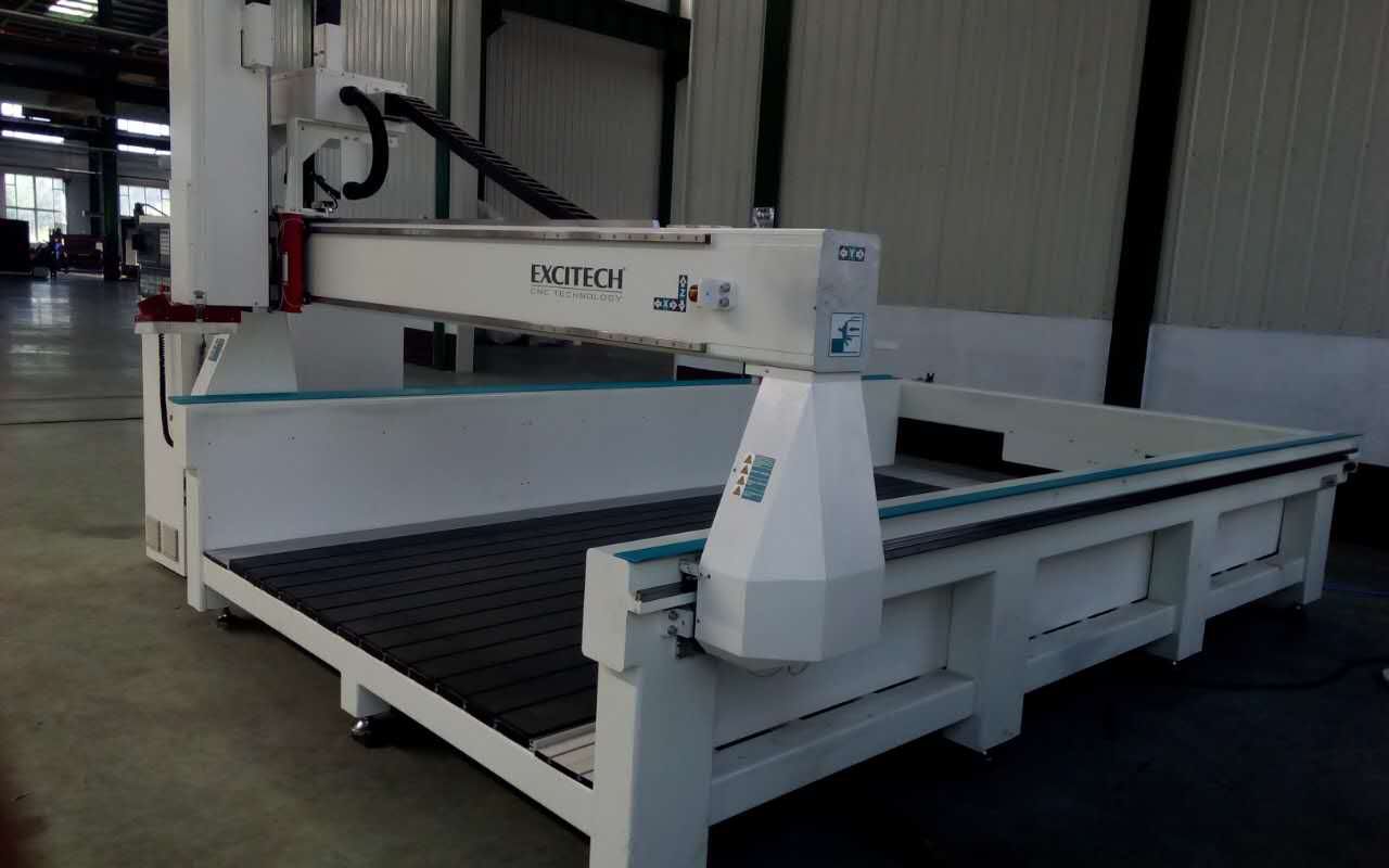 代木加工追求机床整体稳定性,而非重量!