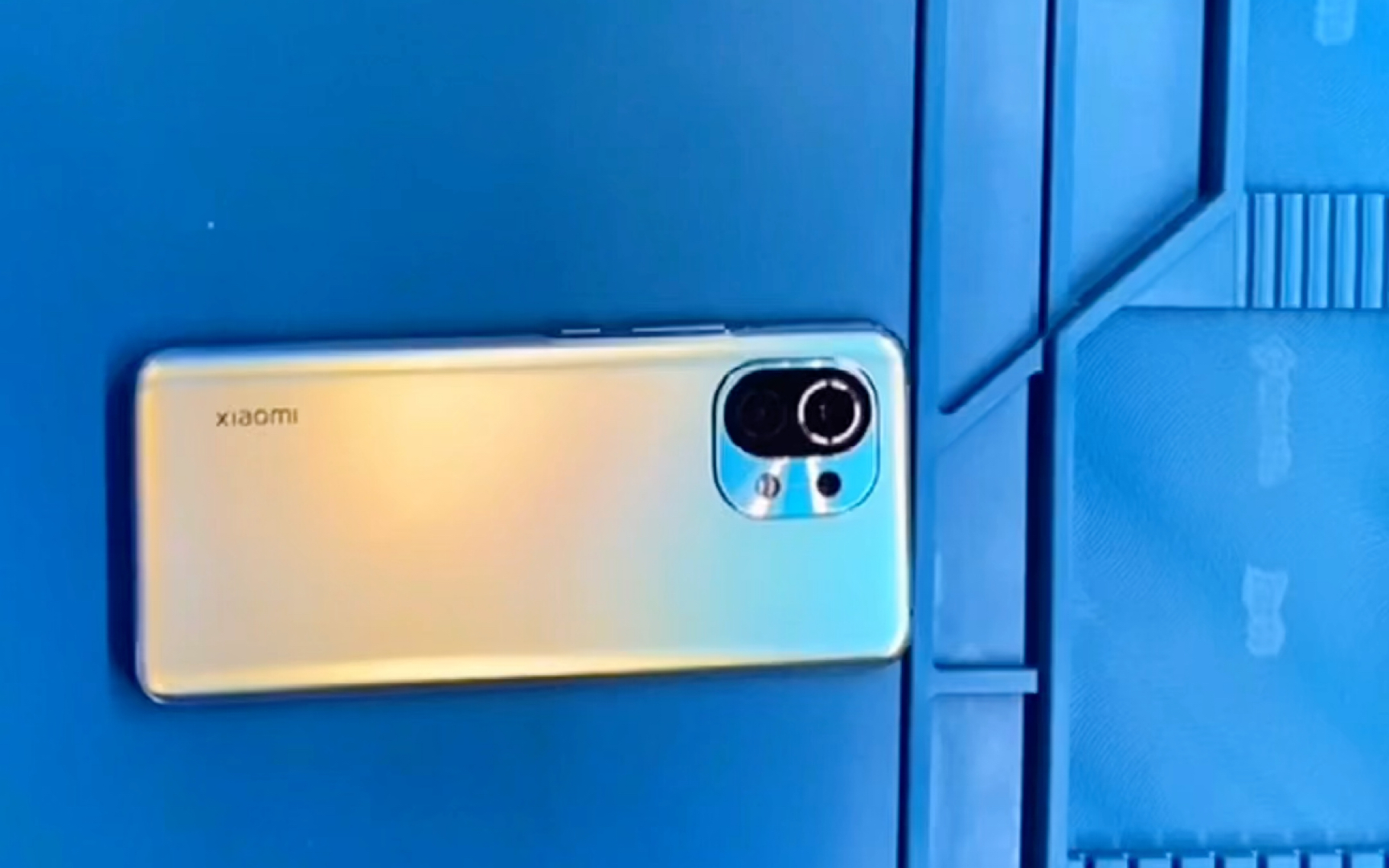 小米11屏幕维修教程