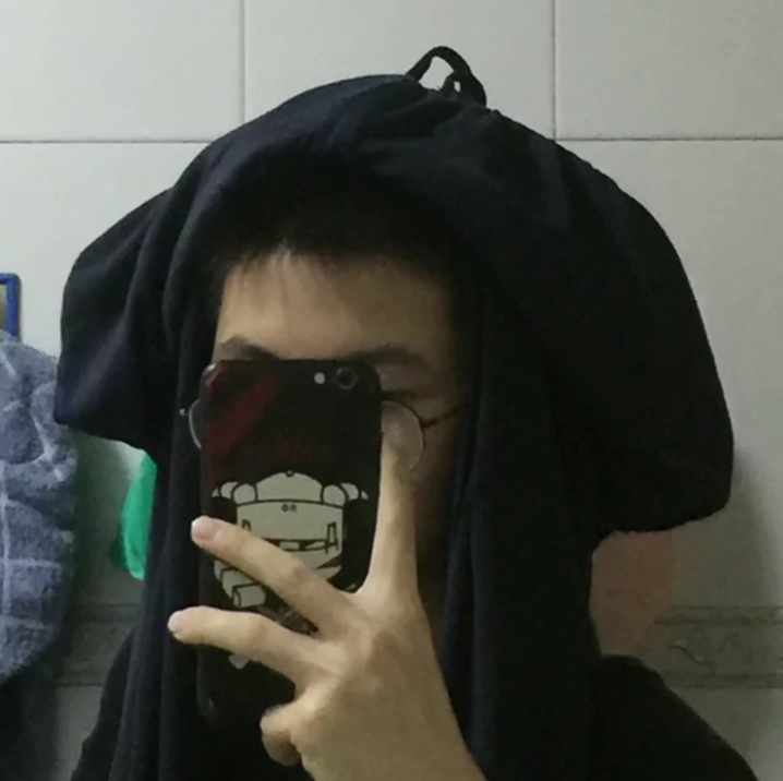 Cy不是Gay 