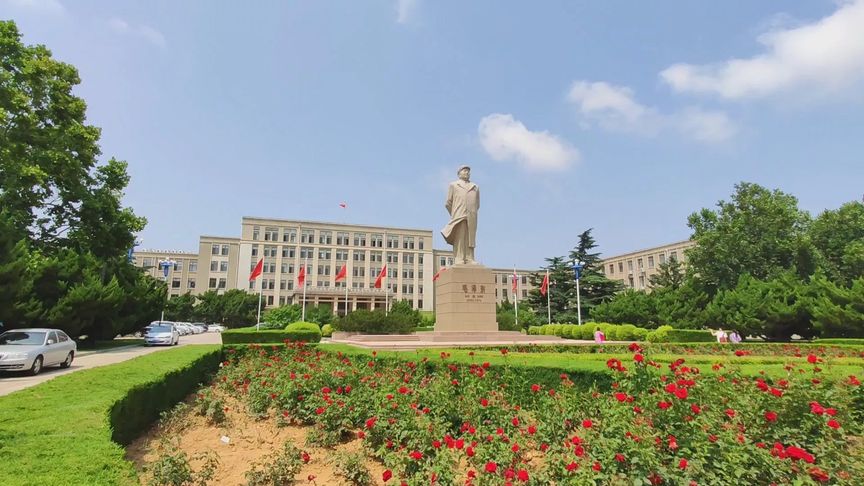 实拍大连最美最厉害的大学,校园美景可以媲美厦门大学