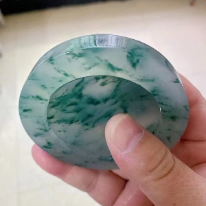 兄弟翡翠吴师傅 