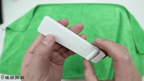 拆解小米WIFI放大器,视频太短拆一赠一,前方给高能
