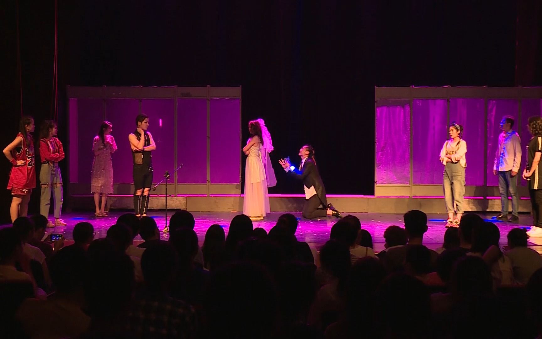 同济大学2015级表演系大二下片段汇报《恋爱的犀牛》